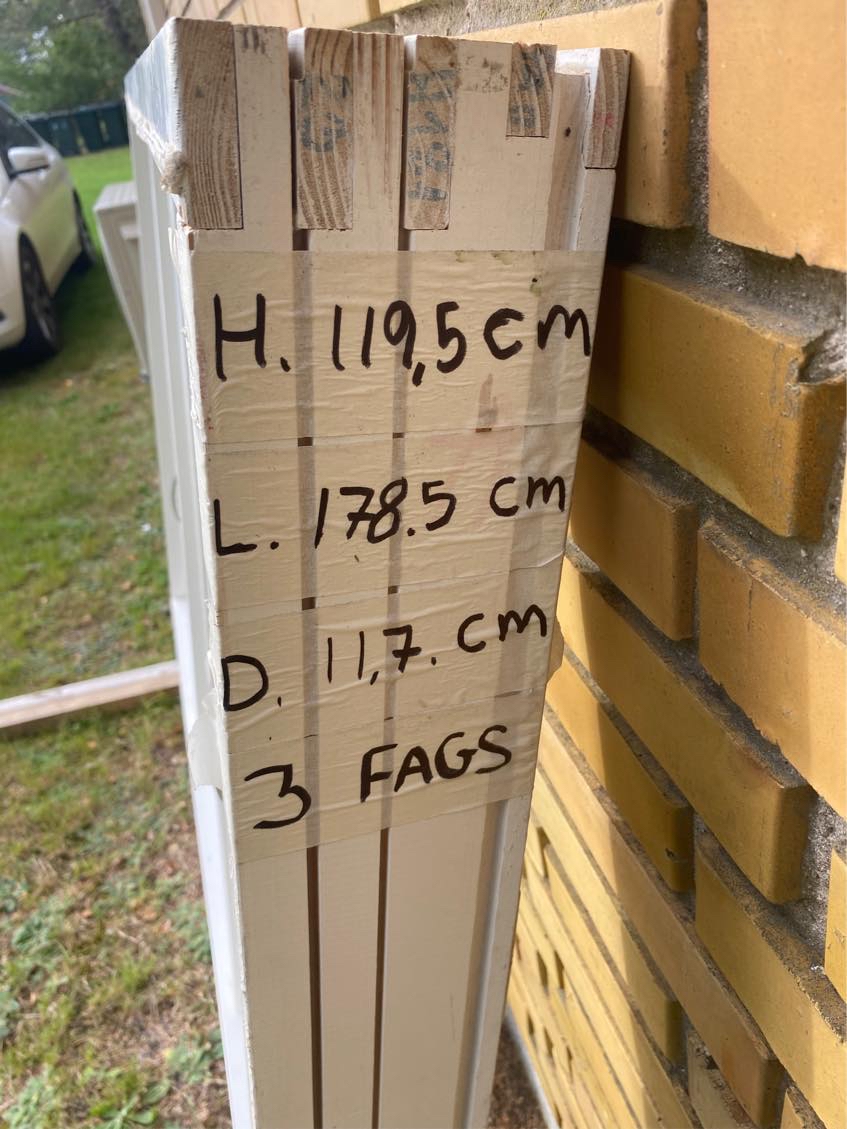 Hvad koster montering af vindue i murstensvæg? Priser fra 1500 kr ...